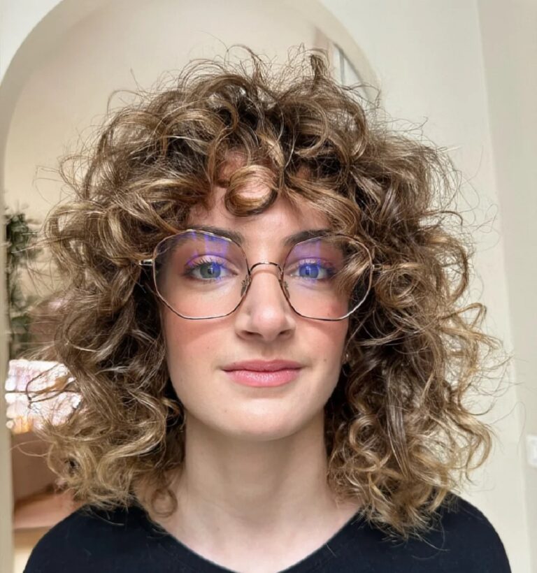 Bob hairstyles 2025 - Long, Curly or Asymmetrical